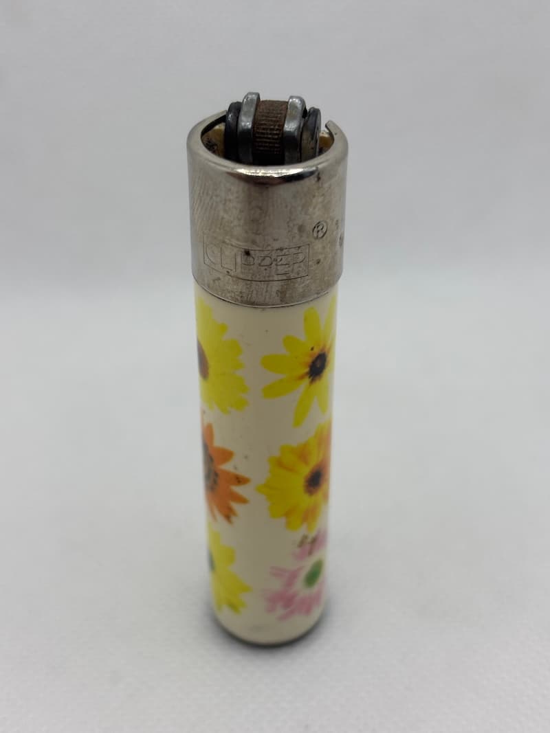 CLIPPER LIGHTER FLOWERS WITH PETALS - MADE IN SPAIN